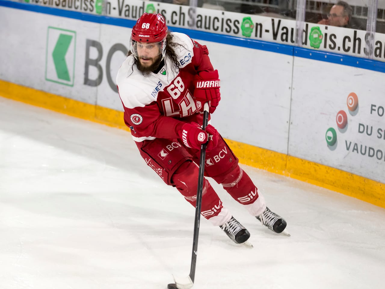 Rückenprobleme beim Stürmer - Ryser reist aus Nati-Camp ab - Sport - SRF