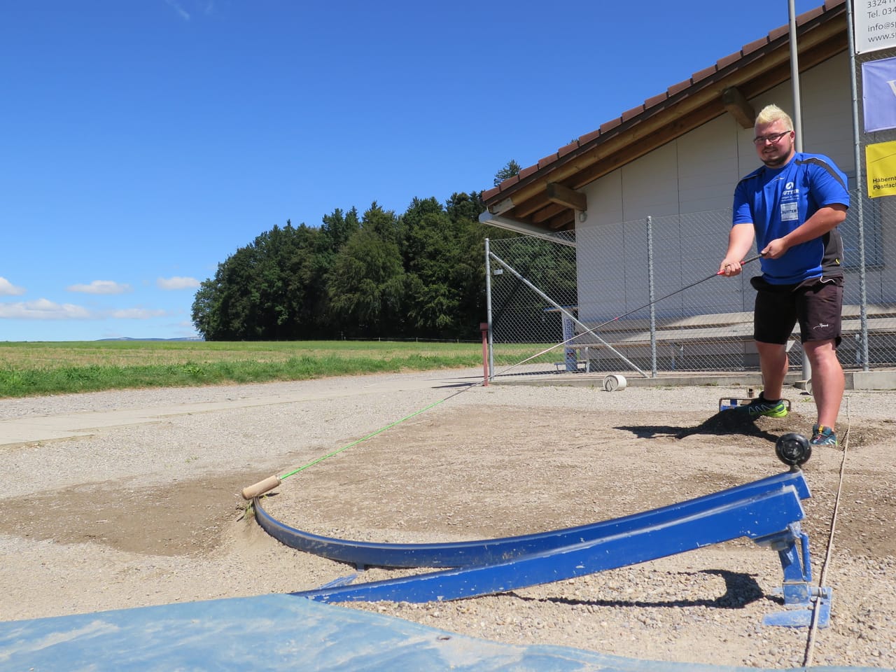 Bern Freiburg Wallis - Hornussen – zwischen Leistungssport und ...