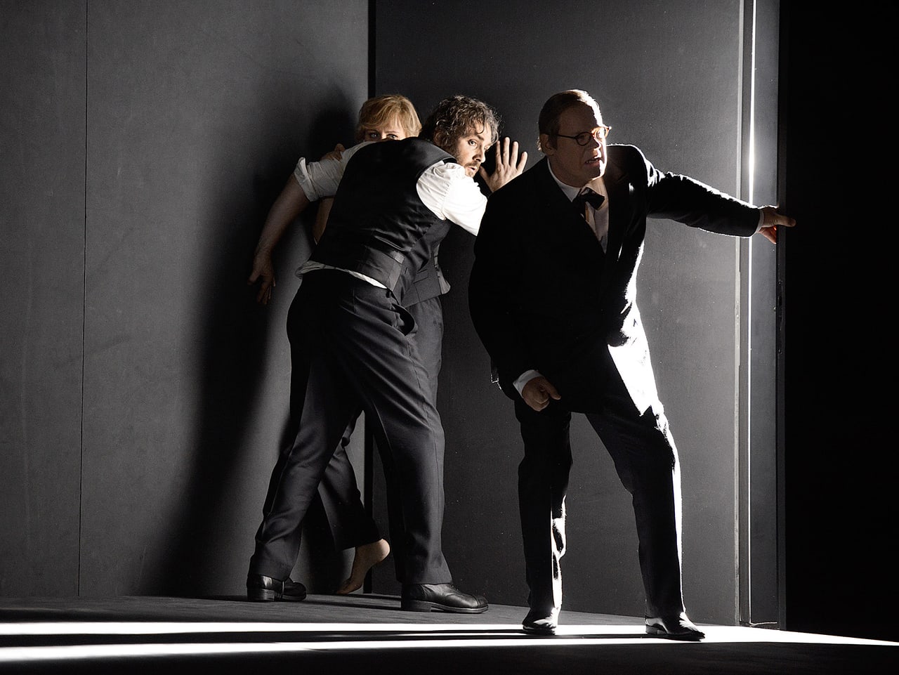 Bühne - Andreas Homoki zeigt einen entrümpelten «Fidelio» - Kultur - SRF