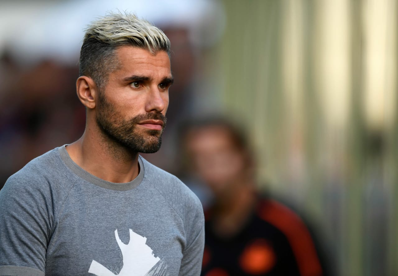 Internationale Fussball-News - Behrami wechselt zu Genoa - Sport - SRF