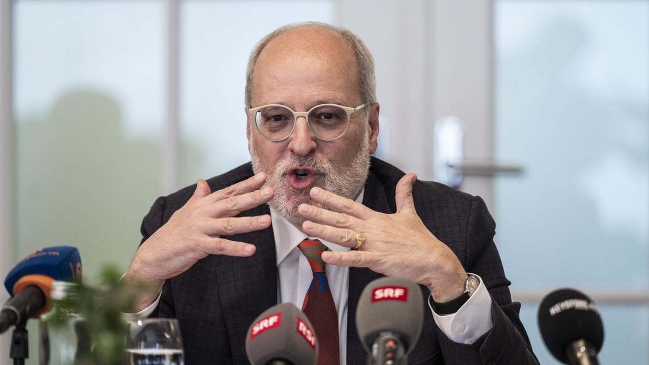 Chefdiplomat Alexandre Fasel - EDA-Staatssekretär Fasel zieht erste ...