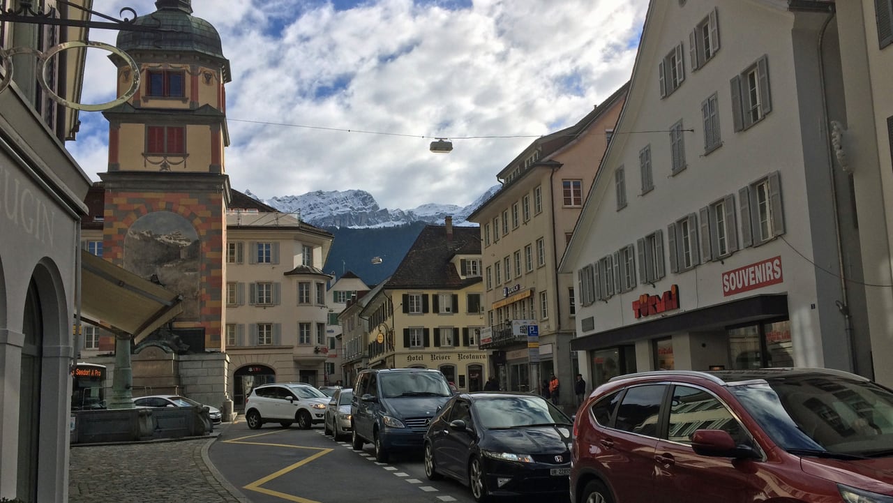 Zentralschweiz - Abstimmung: Neue West-Ost-Verbindung im Urner Talboden ...