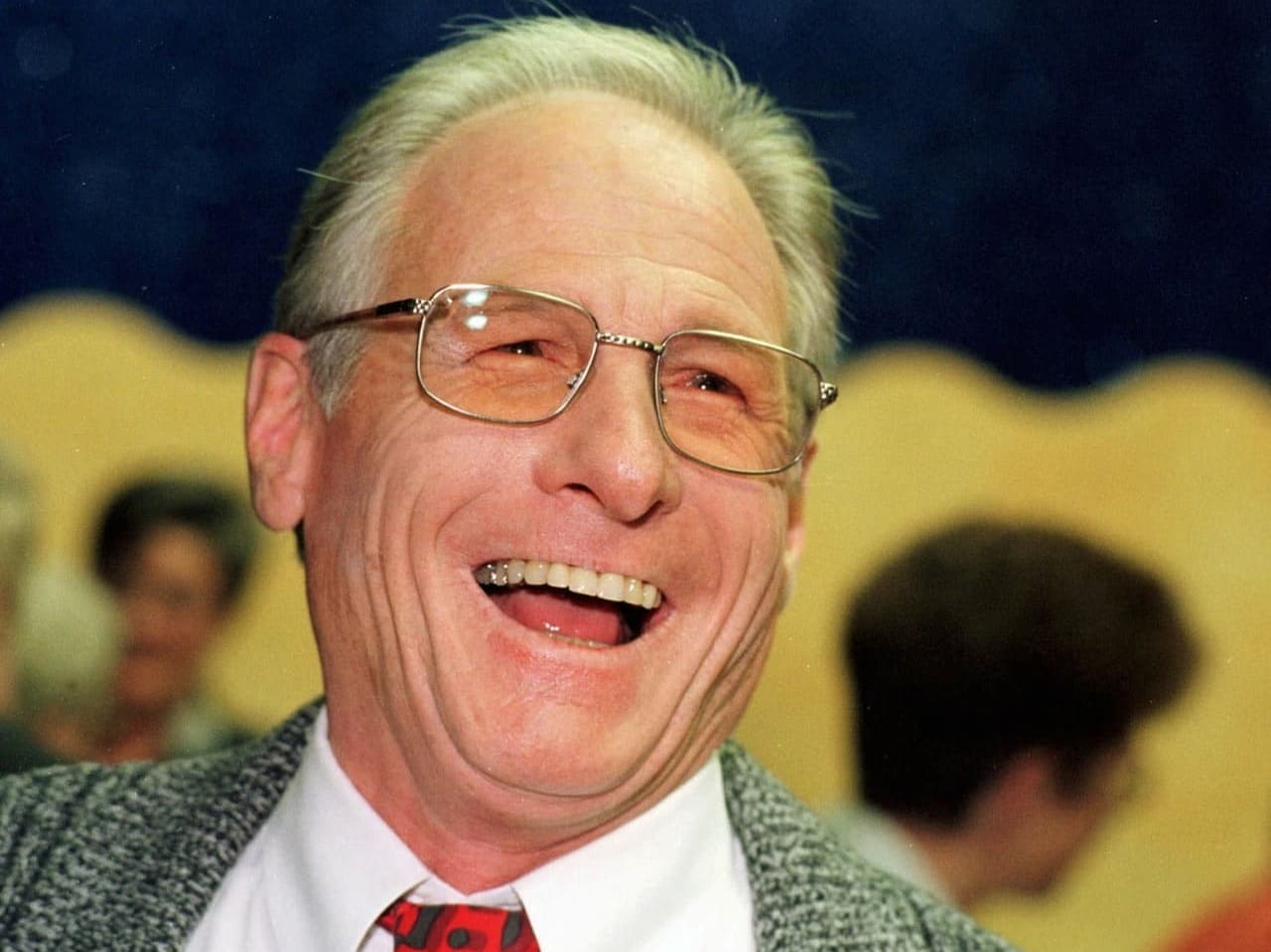 Schweizer Kabarettist - «Cabaret Rotstift»-Legende Jürg Randegger ist ...