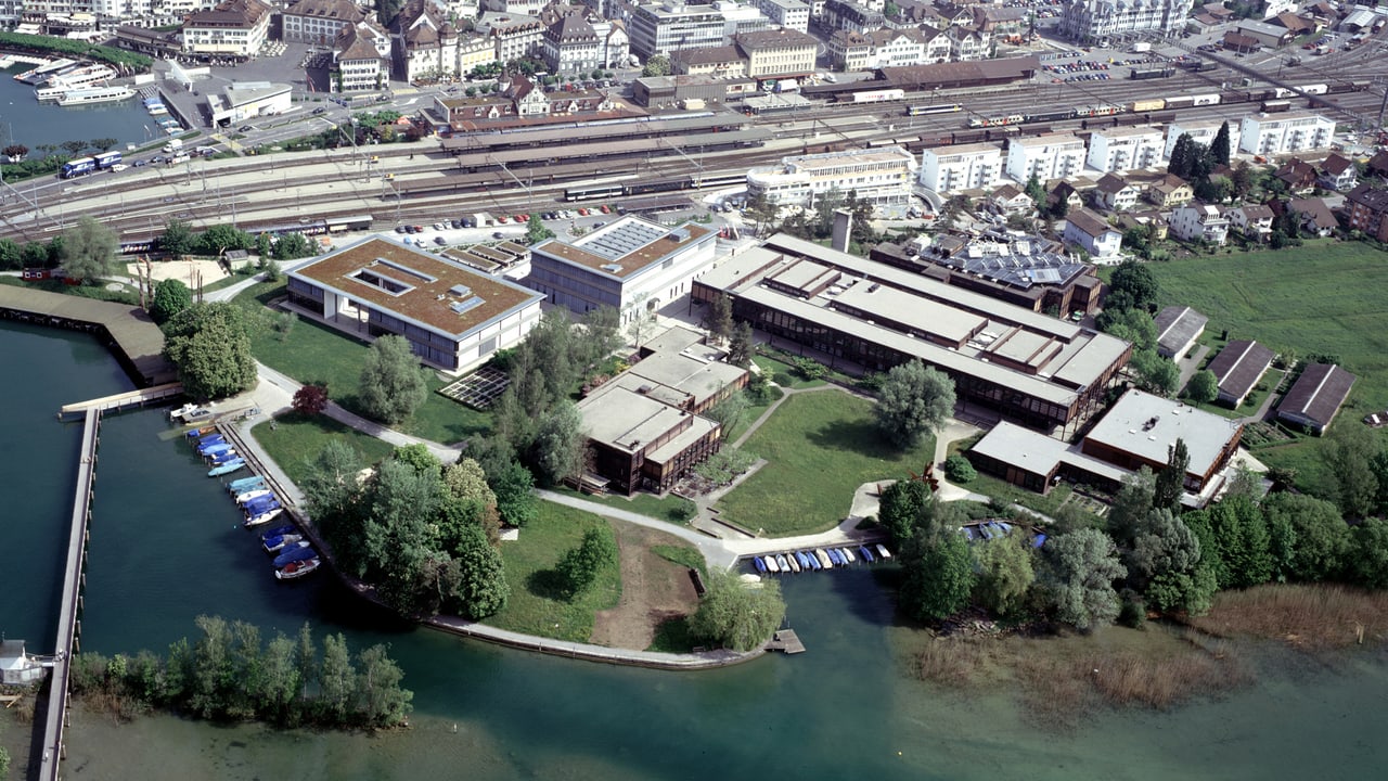 Ostschweiz - Rapperswil: Zukunft der Hochschule gesichert - News - SRF