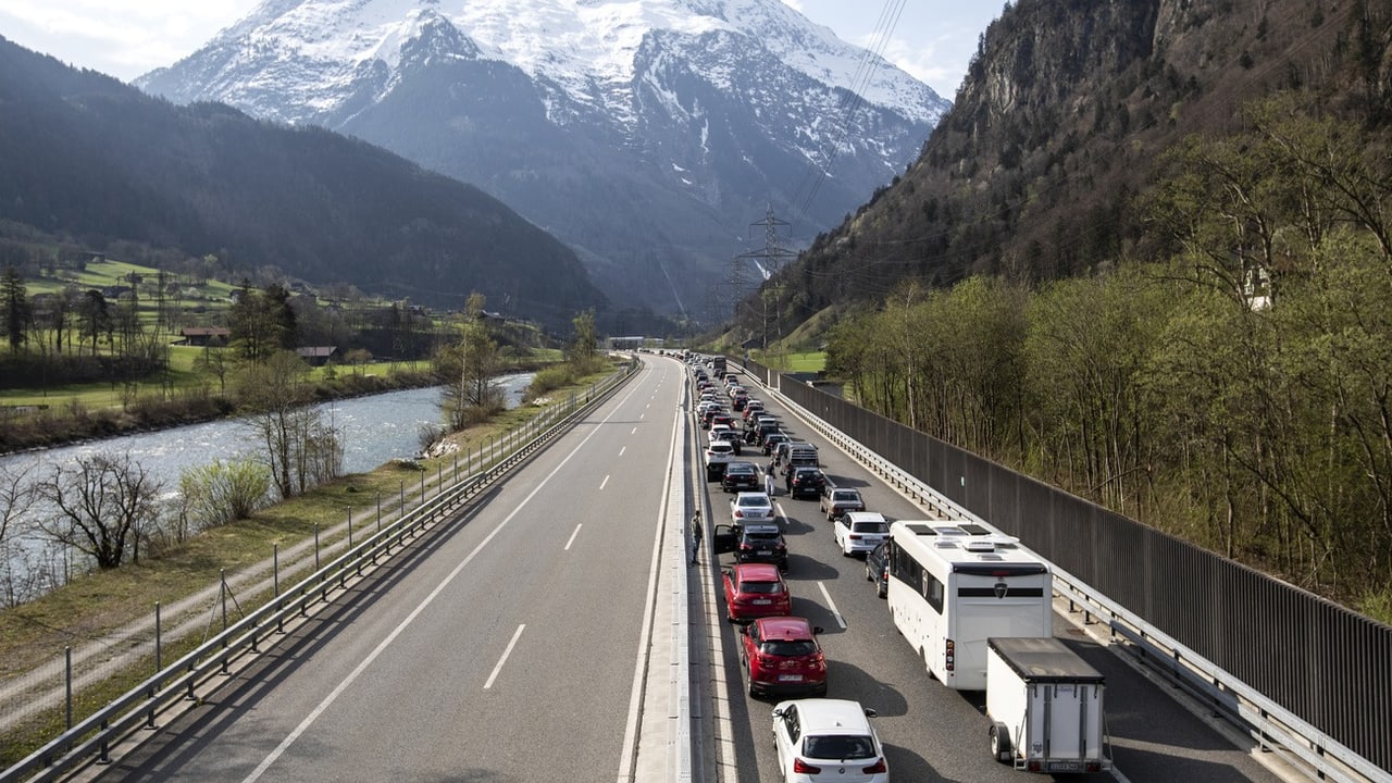 Hohes Verkehrsaufkommen - Ab in die Sportferien – hier ist mit Stau zu ...