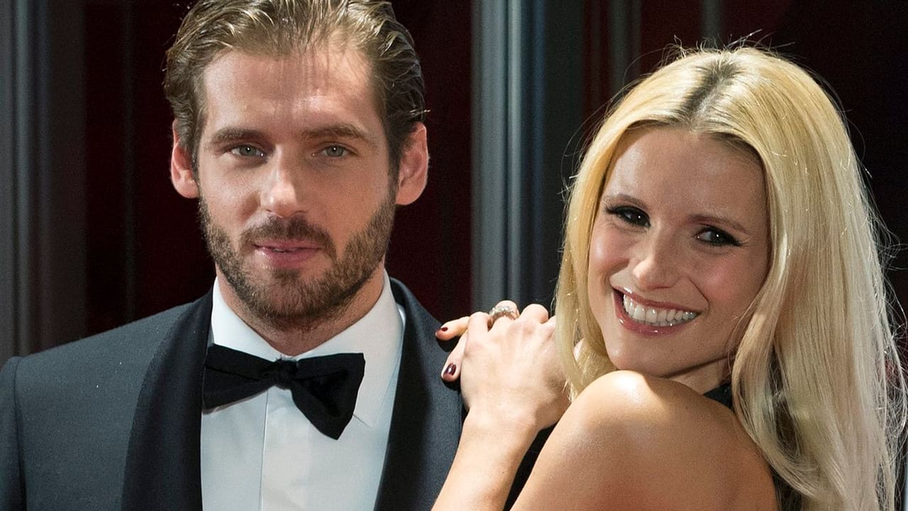Schweiz - Michelle Hunziker möchte noch einen Jungen - Glanz & Gloria - SRF Schweiz - Michelle Hunziker möchte noch einen Jungen - Glanz & Gloria - SRF