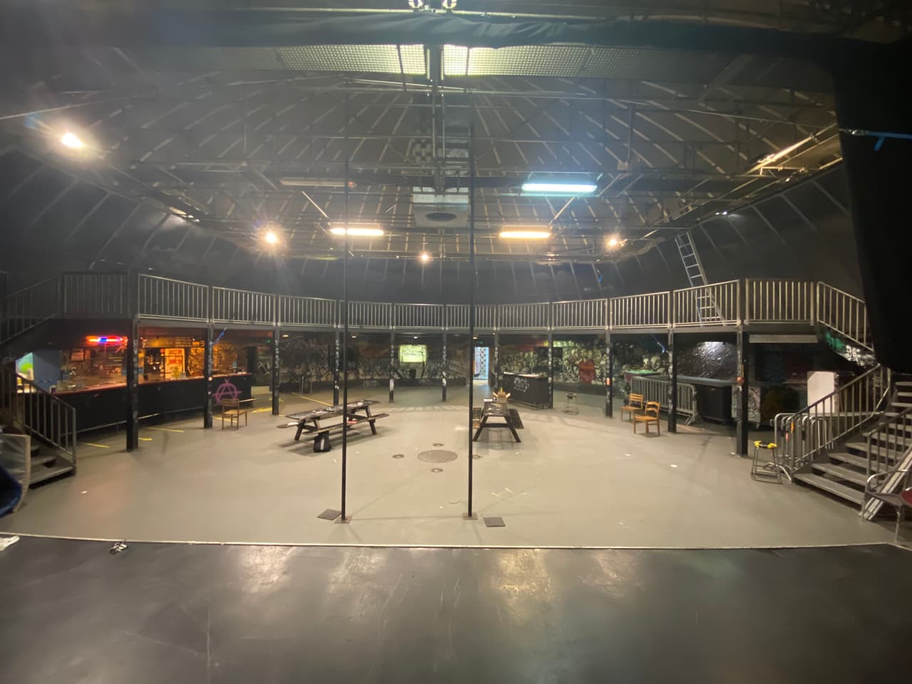 Der «Chessu» in Biel - Ältestes autonomes Jugendzentrum der Schweiz ...