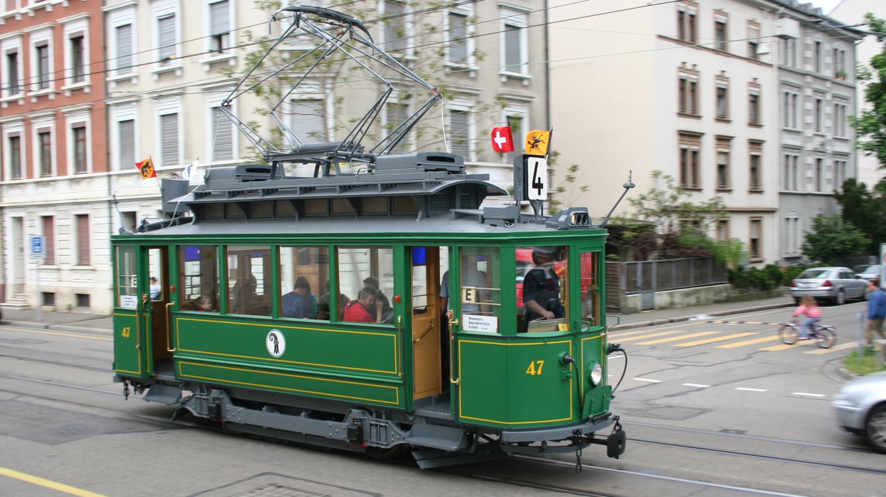 Basel Baselland - Basler Verkehrsbetriebe im Herbst in Party-Laune ...