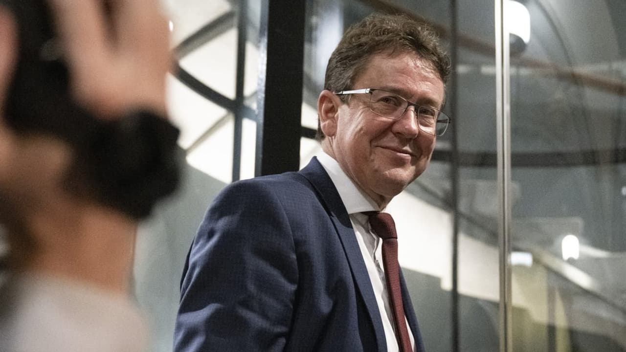 Albert Rösti ist Bundesrat - Ein konzilianter Berner für die ...