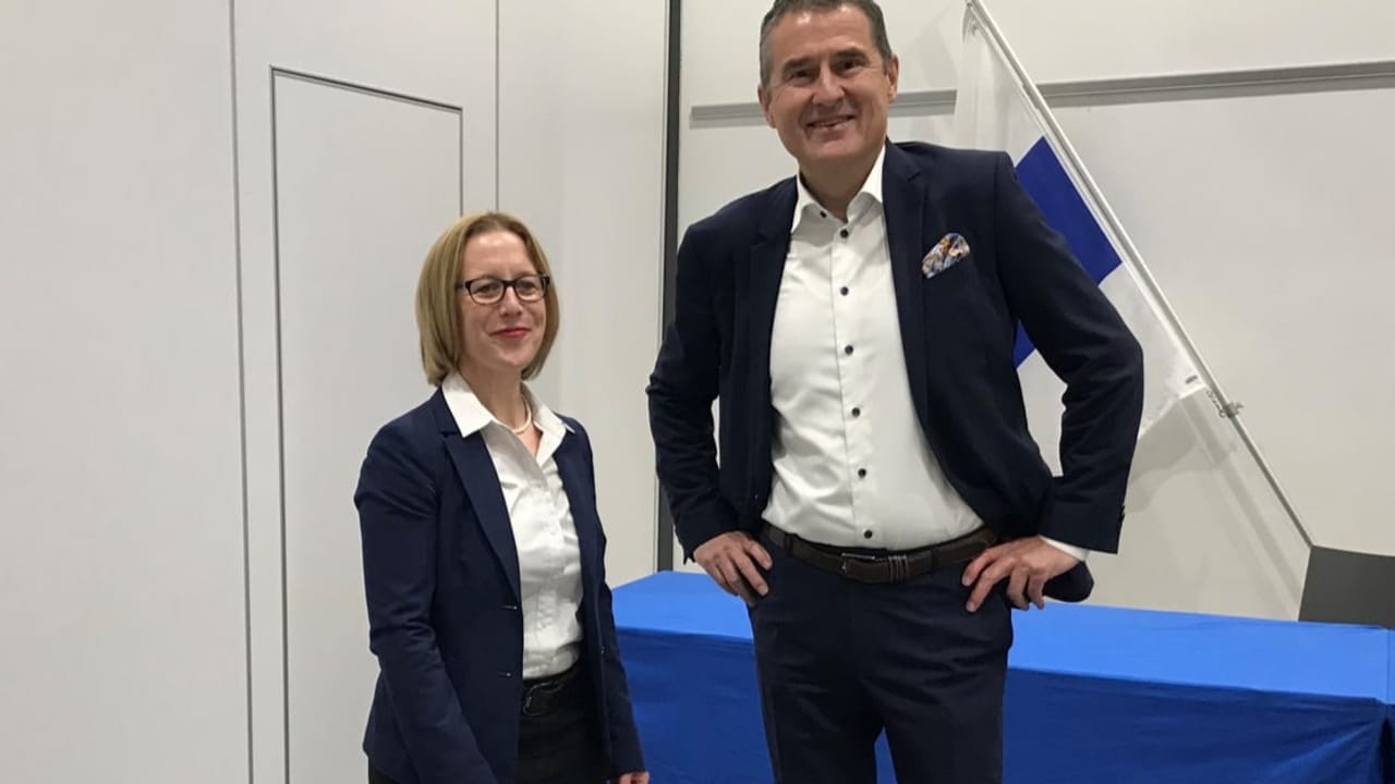 Wahlen Stadt Zug - André Wicki ist Stadtpräsident von Zug - News - SRF
