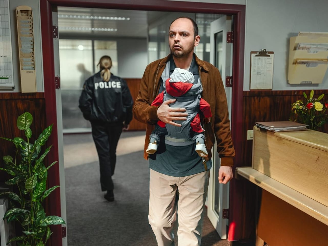 Alles zur neuen Staffel - «Tschugger» Staffel 3: Das grosse Q&A zum ...