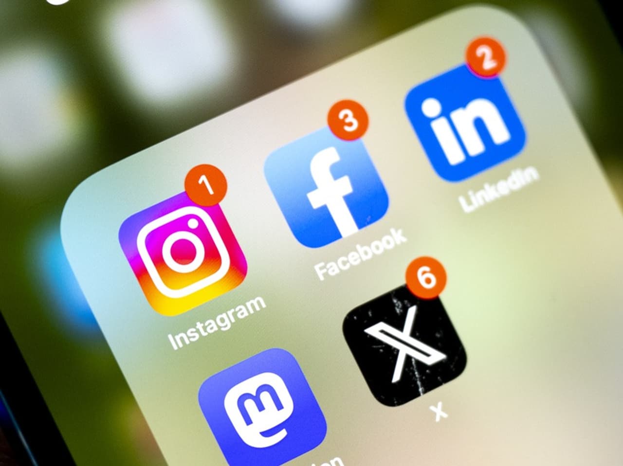 Soziale Medien - Radikalisierung im Internet – ein Selbstversuch - News ...