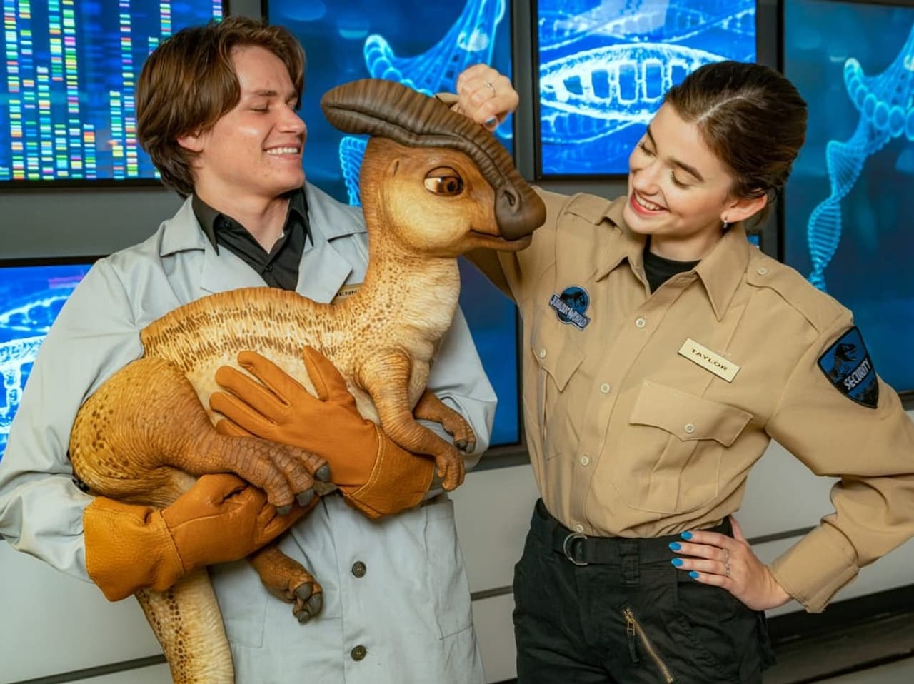 «Jurassic World»-Ausstellung in Basel: einfach nur Plastik-Dinos ...