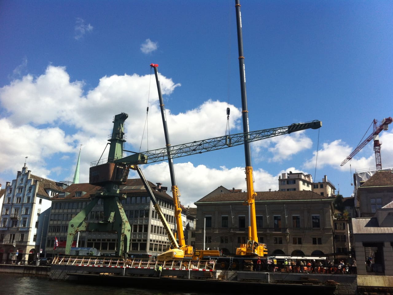 Der Zürcher Hafenkran - Der Hafenkran steht - Kultur - SRF