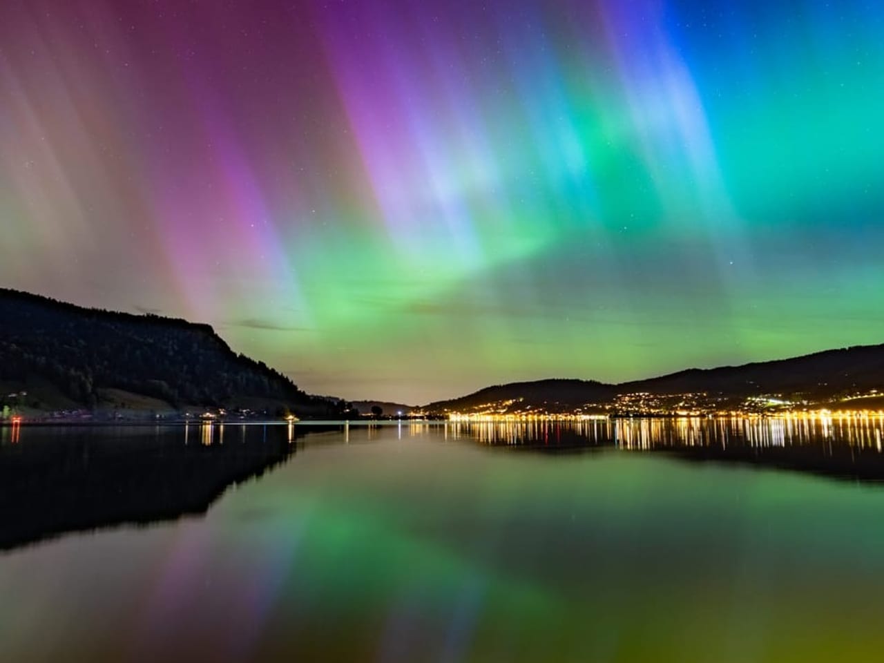 Die neusten #SRFMeteoBilder - Magische Polarlichter – grosses Spektakel über der Schweiz - Meteo ...