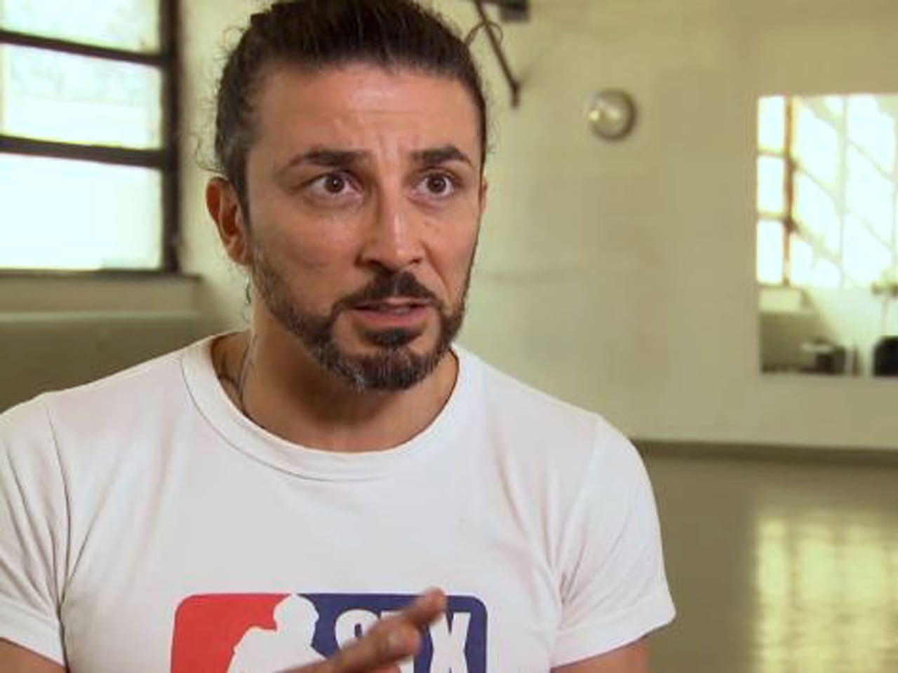 Events & Shows - Dergin Tokmak bei «Aeschbacher» - Unterhaltung - SRF