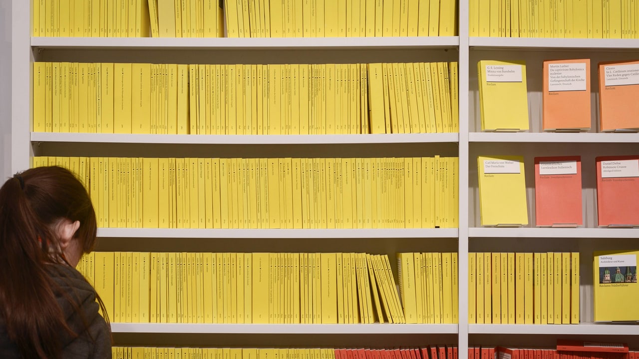 150 Jahre Reclam-Bücher - Das kleine Gelbe feiert Geburtstag - News - SRF