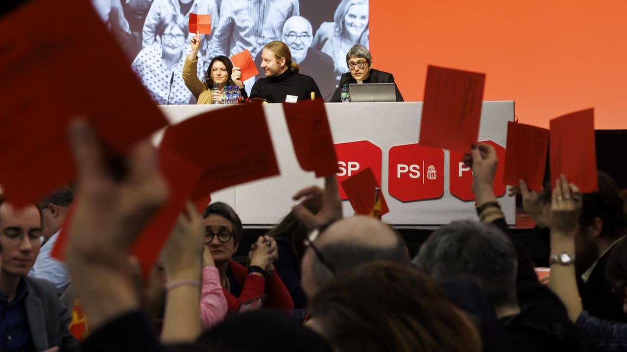 Parteitag der SP - Sozialdemokraten wollen die Armut in der Schweiz bis ...