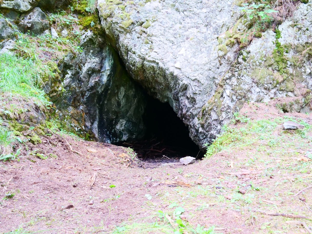 Vor 2000-3000 Jahren - Kupferabbau im grossen Stil hoch oben in ...