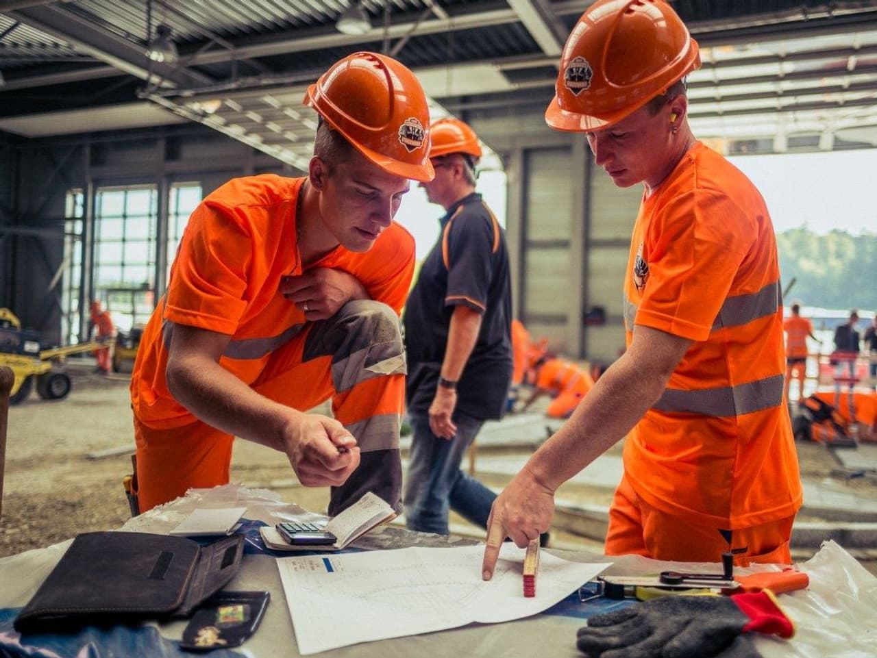 Strassenbauer-Ausbildung - «Es ist einfach ein geiler Beruf» - News - SRF