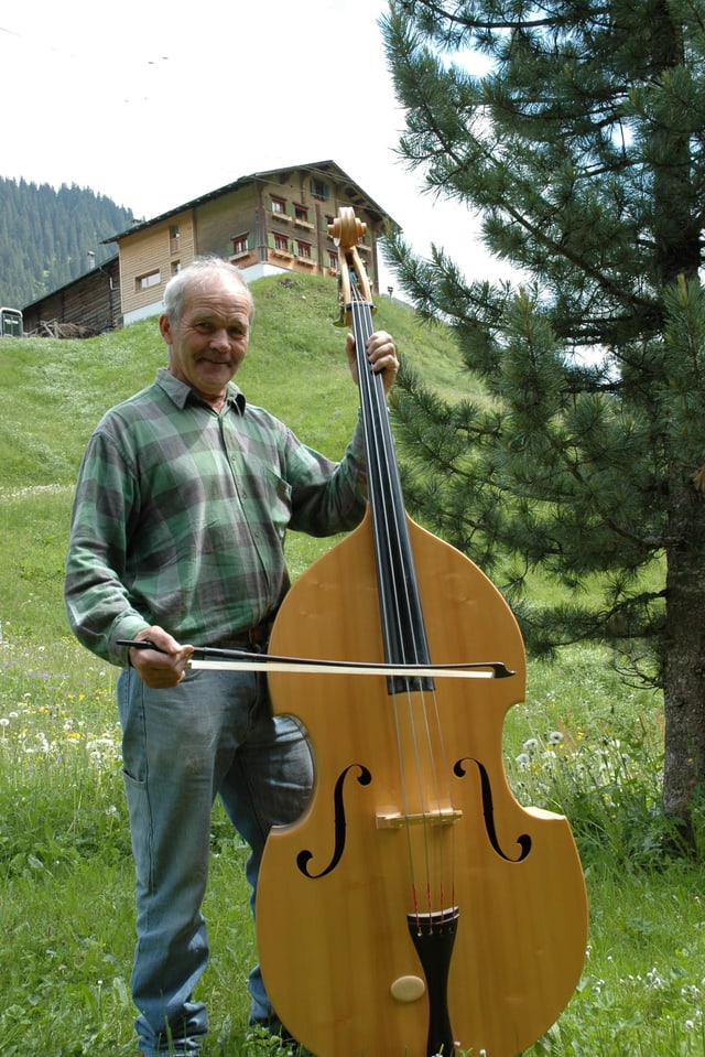 Gaudenz Egli - Mit 86 Jahren Haushalten lernen - Radio SRF Musikwelle - SRF