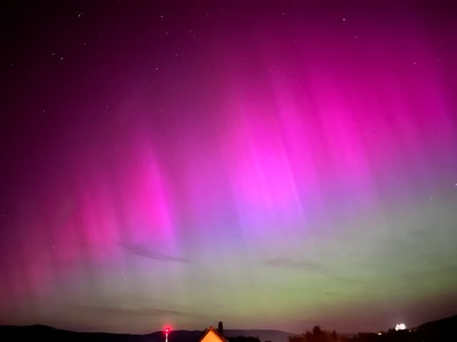 Die neusten #SRFMeteoBilder - Magische Polarlichter – grosses Spektakel über der Schweiz - Meteo ...