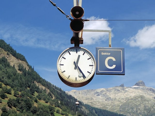 80 Jahre Präzision: Die Kultuhr der SBB feiert Geburtstag - Kultur - SRF