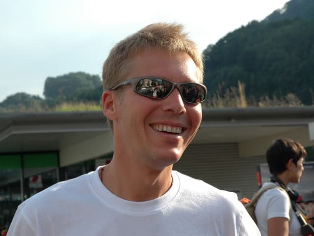 Querfeldeins - «Querfeldeins»: Reto Scherrer ist am Ziel! - Radio SRF 1 ...