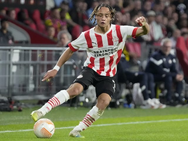 Internationale Fussball-News - Leipzig verstärkt sich mit Simons – Duah ...