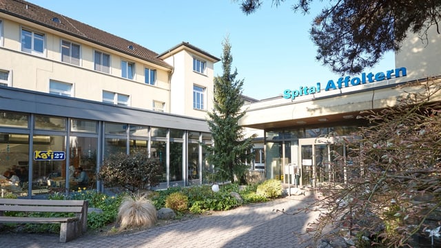 Spital Affoltern am Albis - Knonaueramt rettet sein kleines Spital - News - SRF