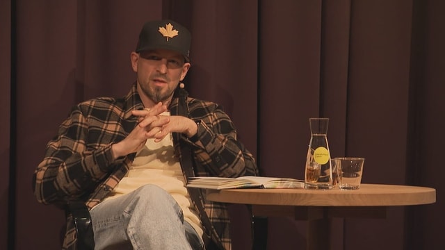 Biografie des Rappers - Stress veröffentlicht sein erstes Buch - News - SRF