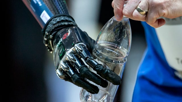 Prothesen im Wandel - Intelligente Prothesen verändern unser Bild vom ...