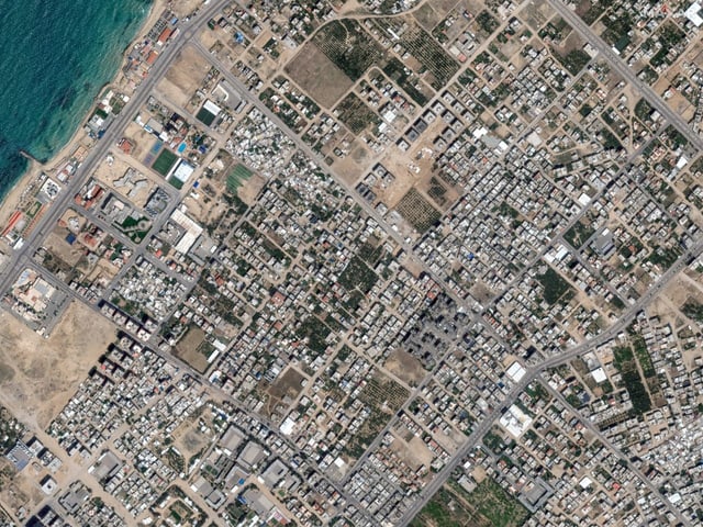 Zerstörung im Gazastreifen - Satellitenbilder zeigen Verwüstung ganzer ...