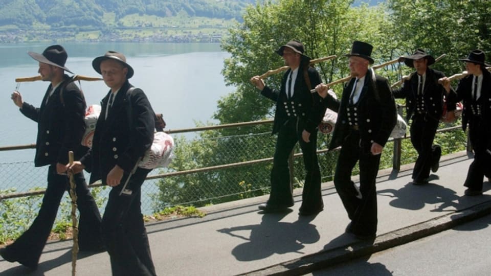 Gesellinnen und Gesellen sollen auf eine moderne «Walz» gehen ...