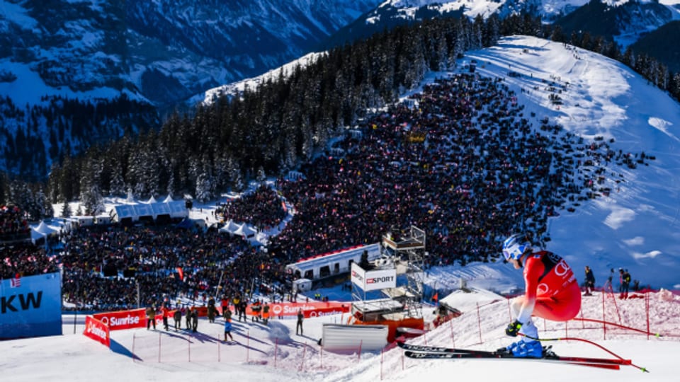Marco Odermatt lässt Fans auch bei Lauberhorn-Klassiker jubeln ... Marco Odermatt lässt Fans auch bei Lauberhorn-Klassiker jubeln ...