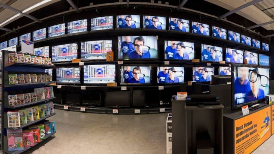 Melectronics verrechnet Gebühr für kleinere Probleme - Espresso - SRF