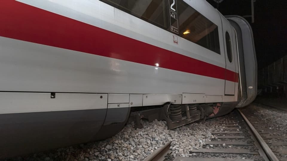 In Basel ist ein ICE entgleist - HeuteMorgen - SRF