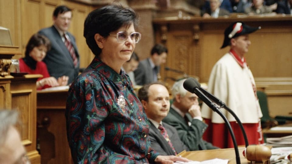 Vor 17 Jahren: Ruth Dreifuss erste Bundespräsidentin - Tageschronik - SRF