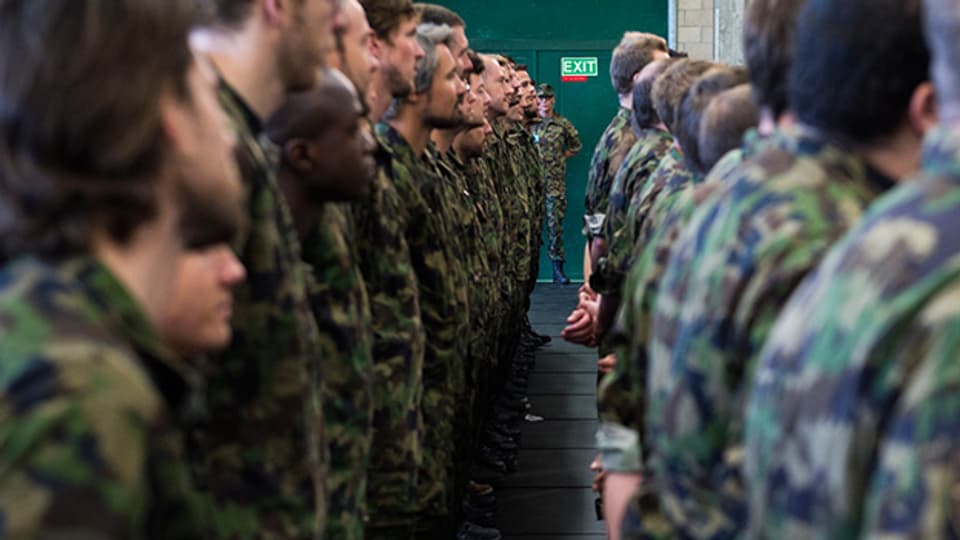 Die Musters musterten die Truppen - Schwiiz und dütlich - SRF