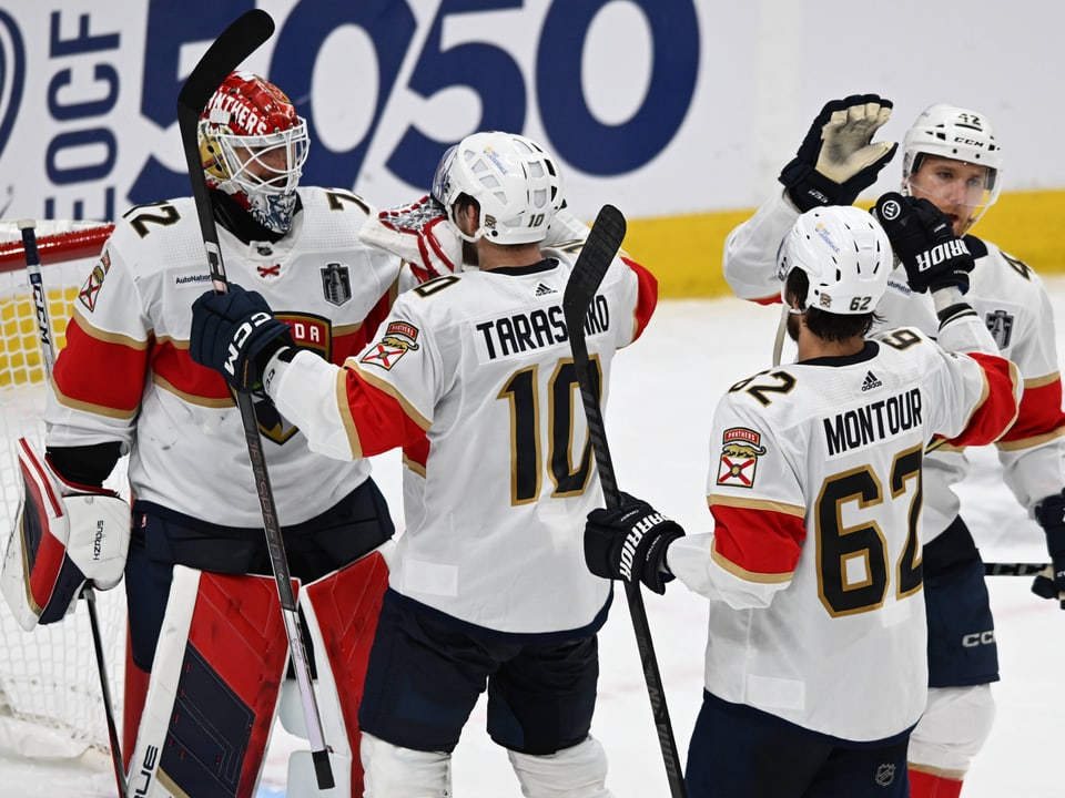 Florida gewinnt in der NHL gegen Edmonton auch Spiel 3 - Sport - SRF