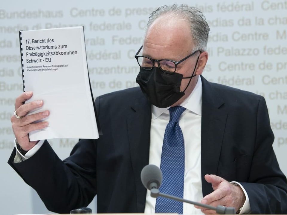 Freizügigkeitsbericht des Seco - Ausländische Arbeitskräfte halten ...