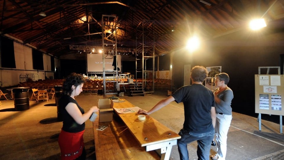 Reitschule in Bern - Grosse Halle der Reitschule muss für 3 Millionen ...