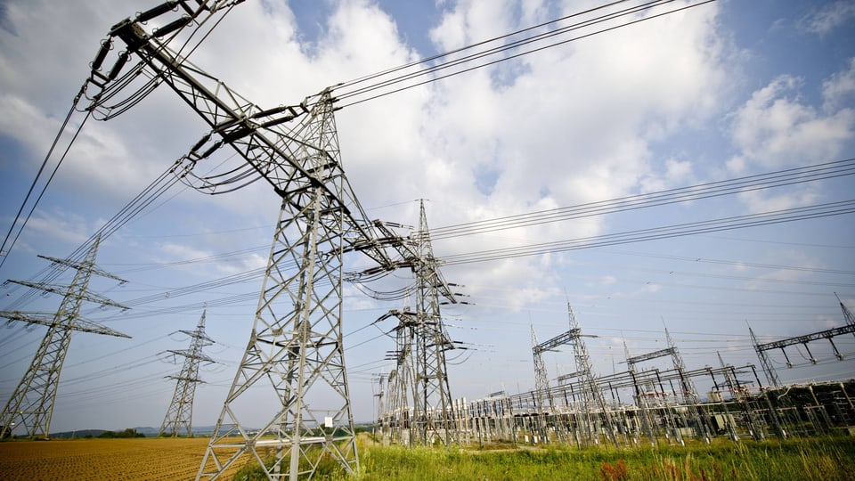 Technik - Der Traum von der Stromleitung ohne Widerstand - Wissen - SRF