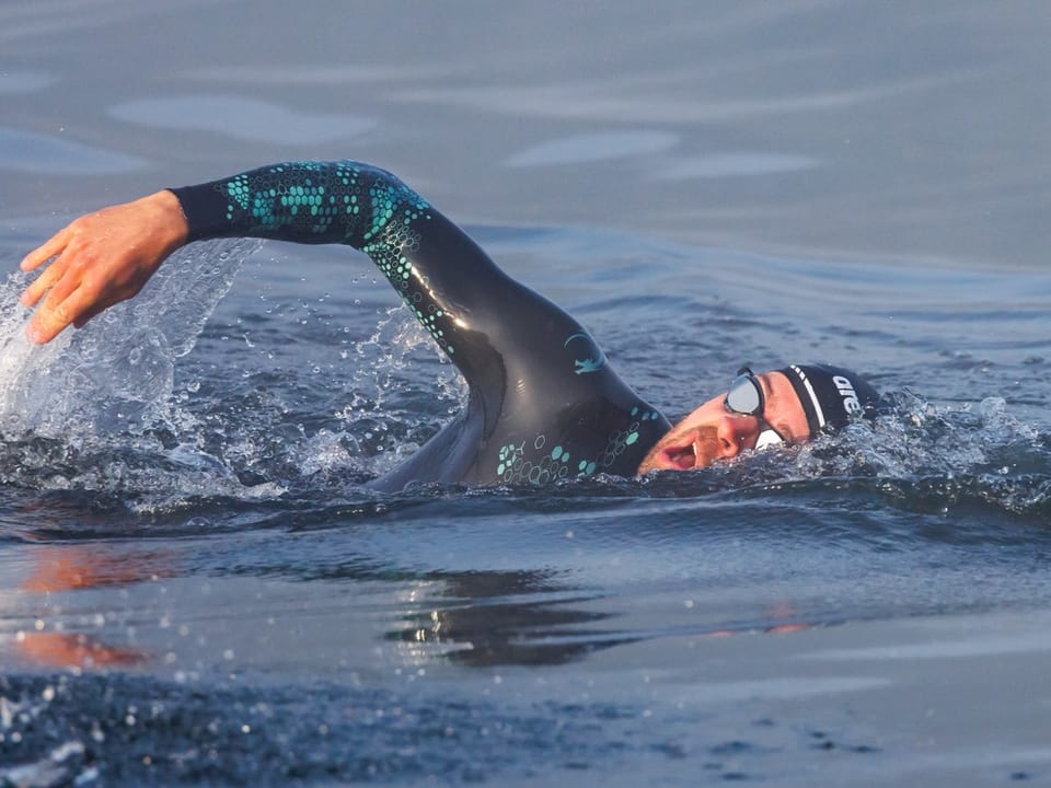 106. Ironman in 106 Tagen - Triathlet Deichmann stellt neuen Weltrekord ...