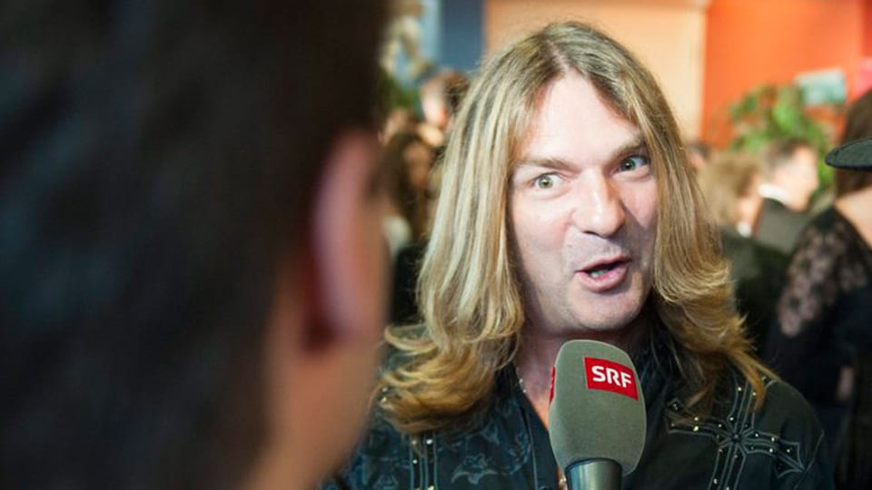 Schweiz - Gotthard-Bassist Marc Lynn im Liebesglück - Glanz & Gloria - SRF