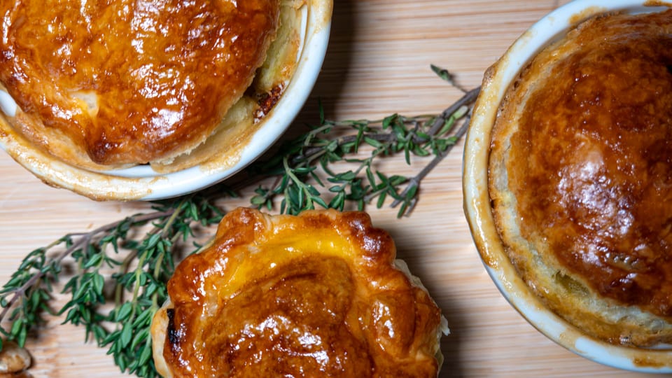 Rezepte aus Elm, GL - Glarner Pastete - SRF bi de Lüt - Live - SRF