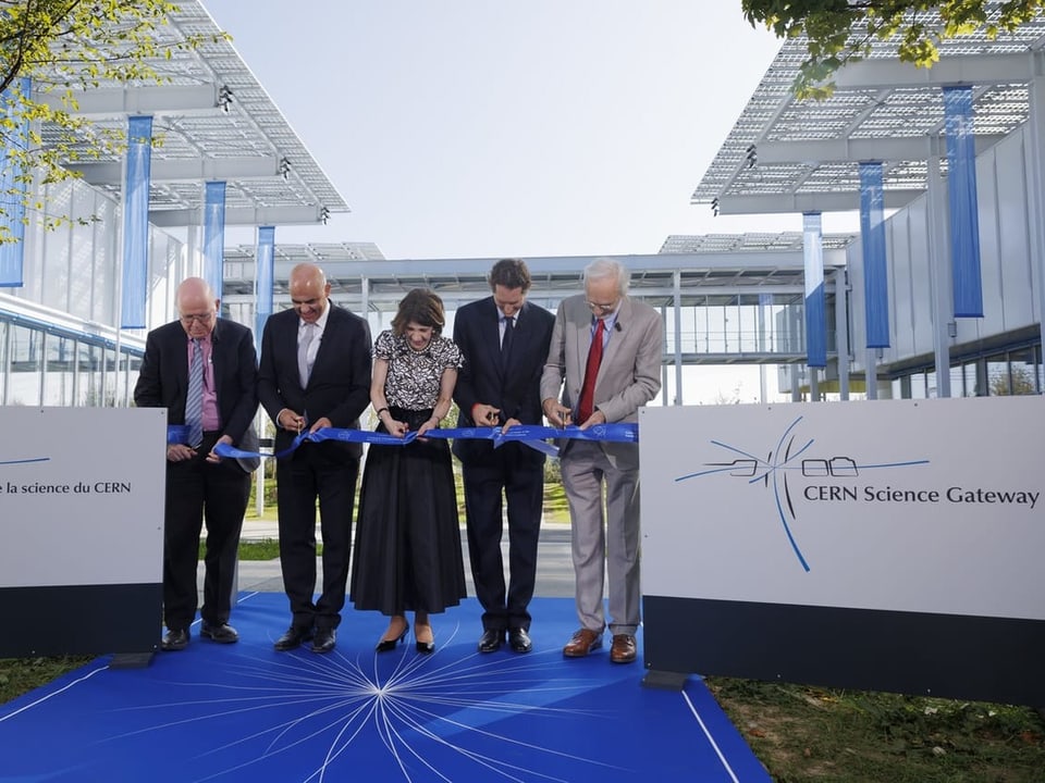 Teilchenbeschleuniger - Kernforschungsinstitut Cern eröffnet neues ...