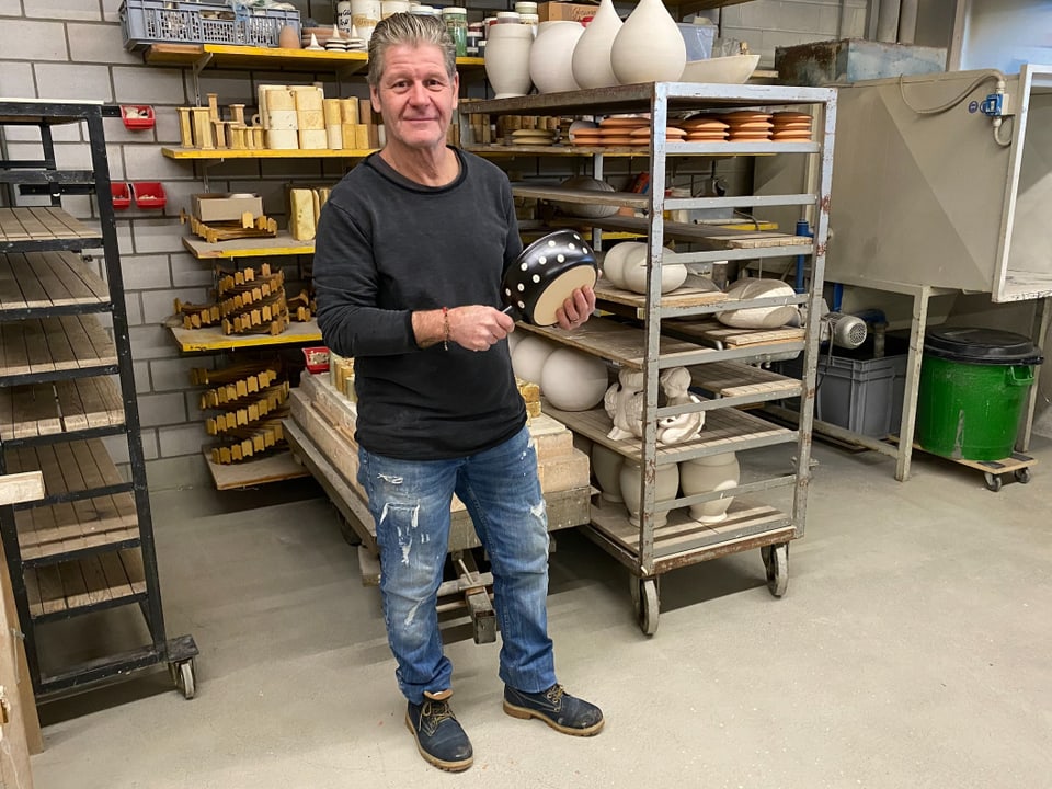 Töpferdorf Heimberg - Feine Handwerkskunst: «Figugegl» aus dem Keramik ...