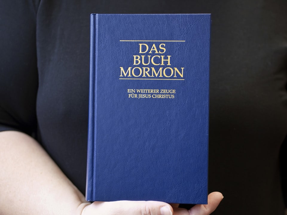 Mission Nächstenliebe: Das führt junge Mormonen in die Schweiz - Kultur - SRF
