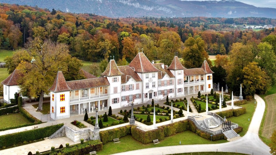 Schloss Waldegg bei Solothurn - Wohnen im Schloss für nur 327 Franken ...